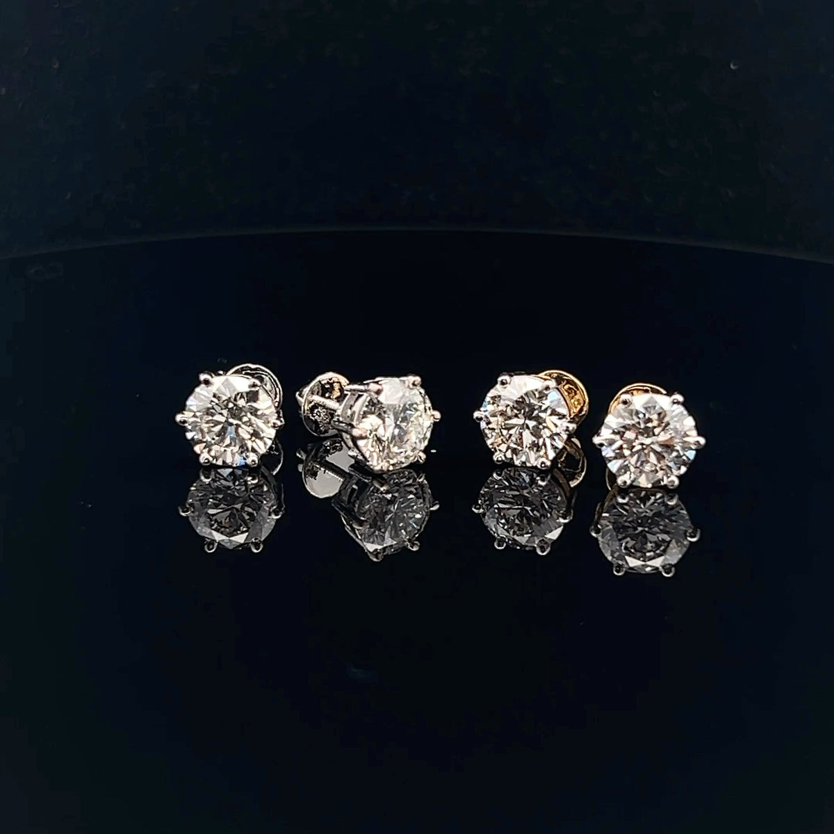 SOLITAIRE STUDS – STARDUST DIAMONDS