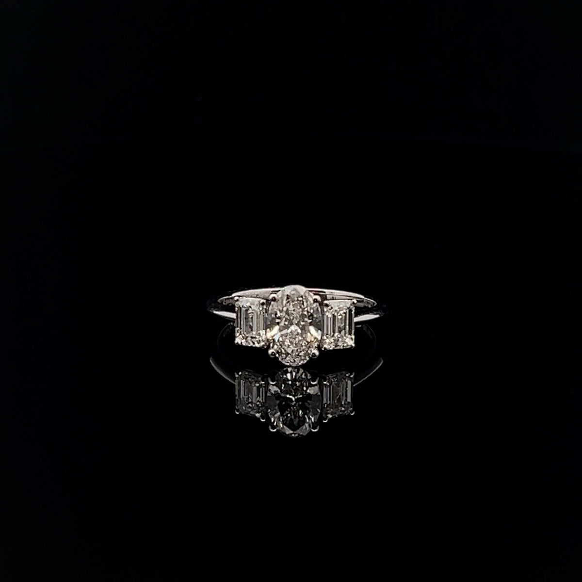 Elegant 1.0ct Oval Cut Solitaire 3 Stone Diamond Ring – STARDUST DIAMONDS